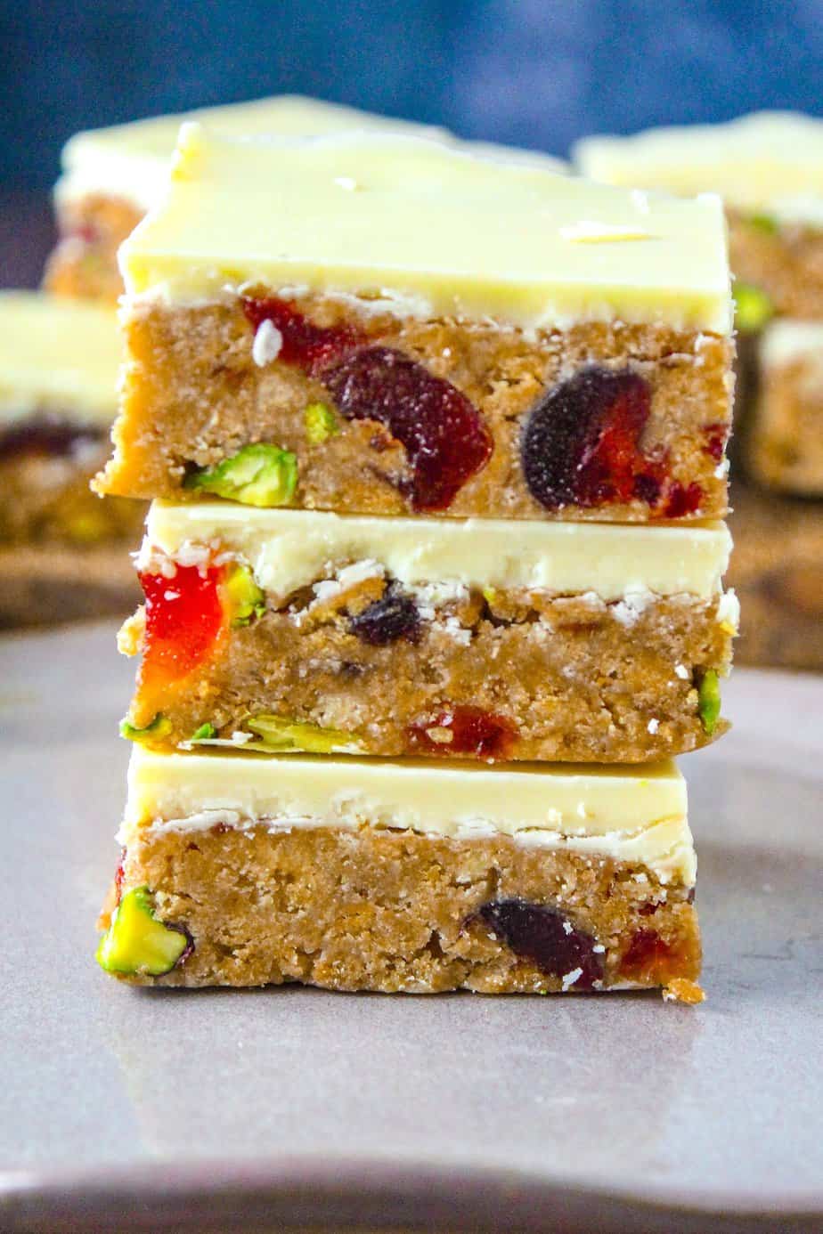 White Chocolate Tiffin | Easy No-Bake Traybake - Carrie's Kitchen